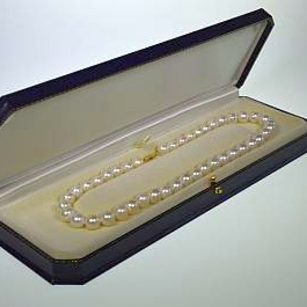 Hand Made Traditional pearl necklace case - Just Brothers & Co.