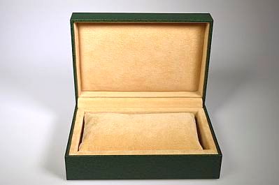 Hand Made Victoriana watch box with cushion - green - Just Brothers & Co.
